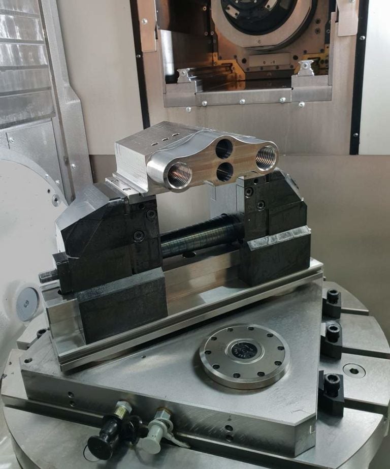 Even wider range of stationary workpiece clamping devices - MTDCNC ...
