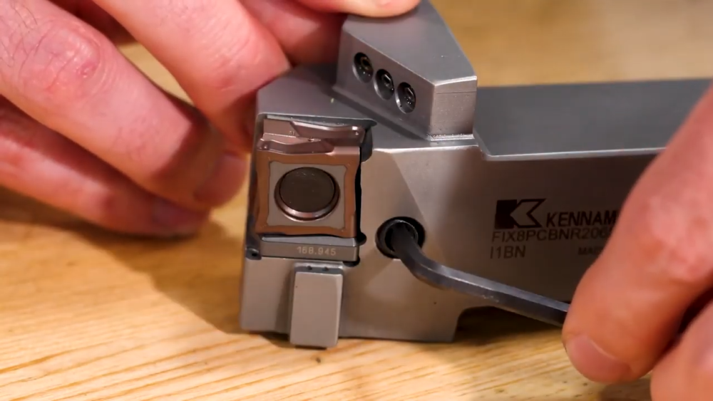 New Kennametal FIX8 turning insert for heavy metal removal - MTDCNC ...