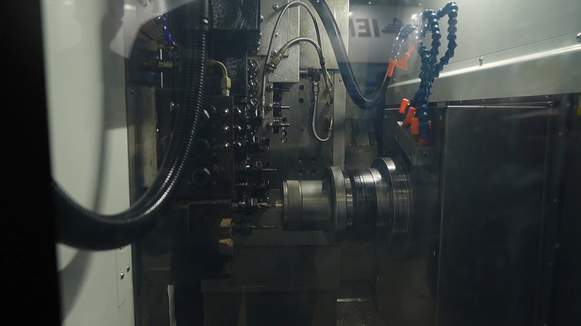 From spindle to controller, this machine is 100% made in Taiwan! - MTDCNC - The home of CNC ...